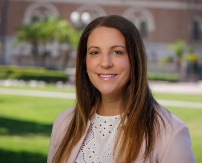 Elizabeth Woo - USC Marshall - USC Marshall