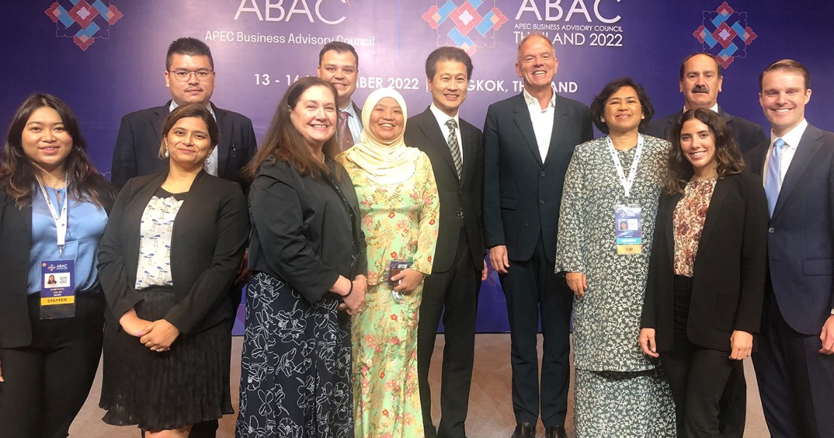 Full-Time MBA Team Presents to APEC - USC Marshall