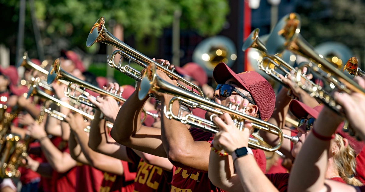 All Faculty Staff Award Winners - USC Marshall