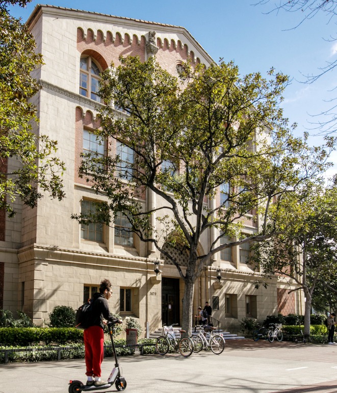 Hayes Barnard Sustainability Fellowship - USC Marshall